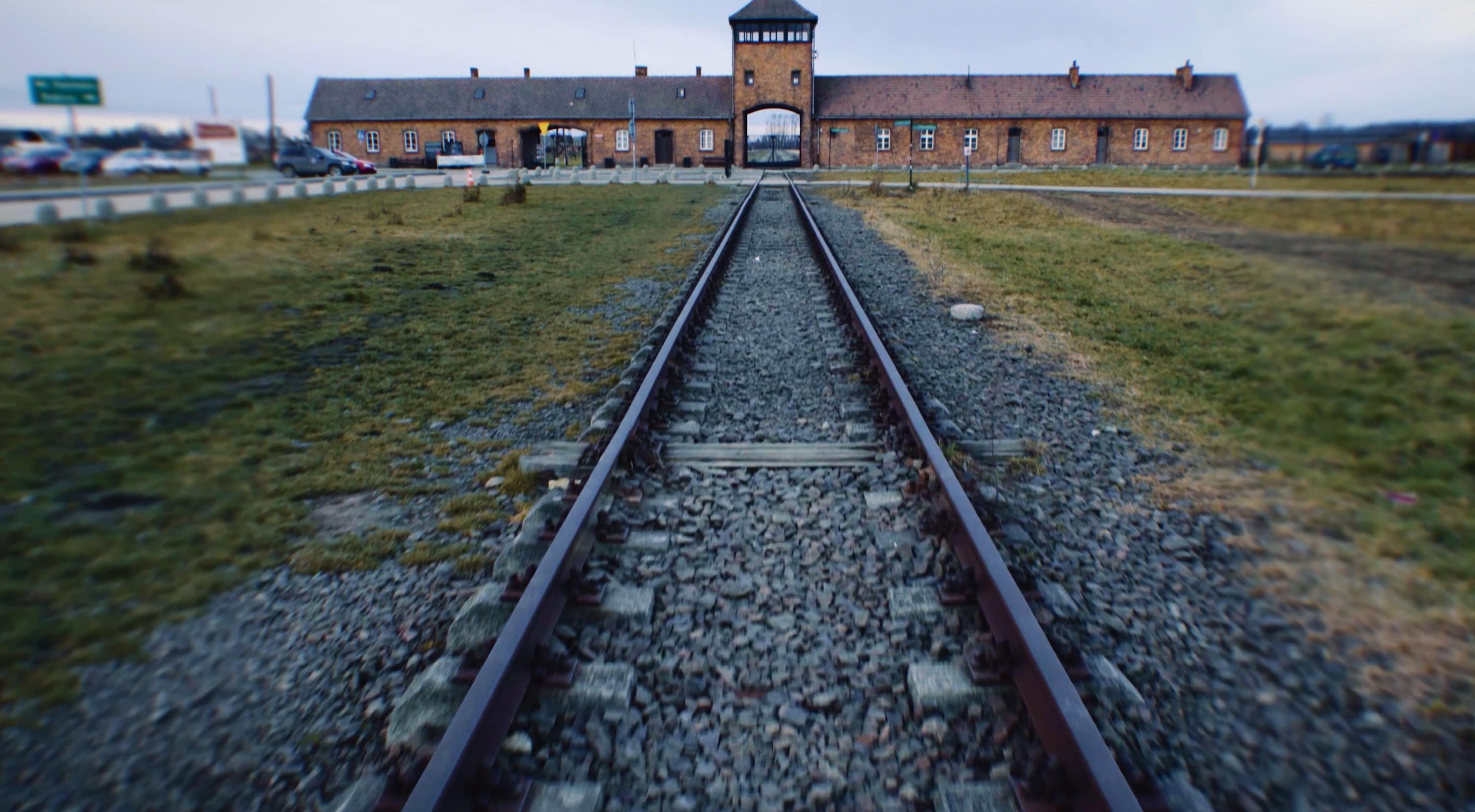 Memoria di un viaggio per non dimenticare - Birkenau | Storia | Rai Scuola