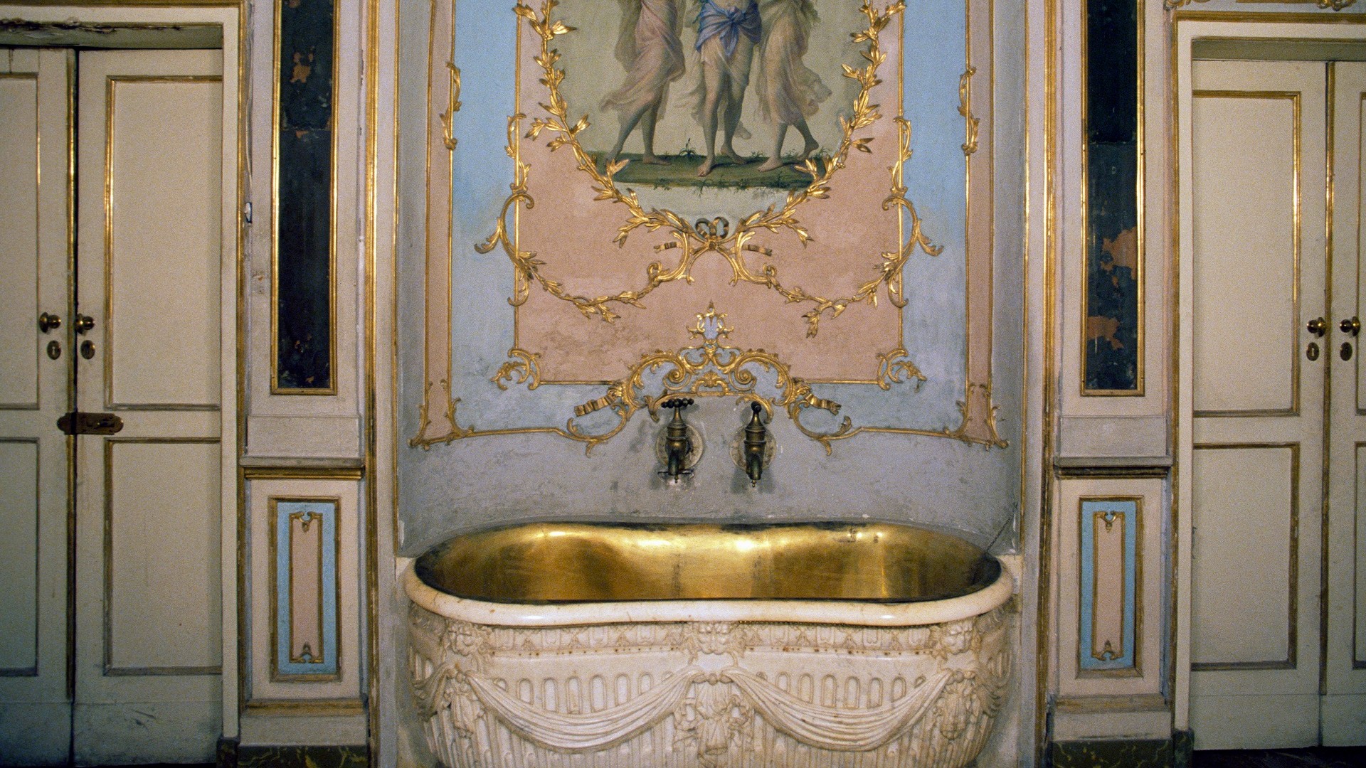 I Borbone e la privacy | Storia dell'Arte | Rai Scuola